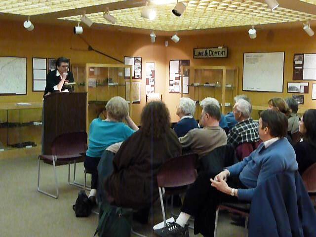 The Pen and the Sword: Press, War, and Terror in the 21st Century ...